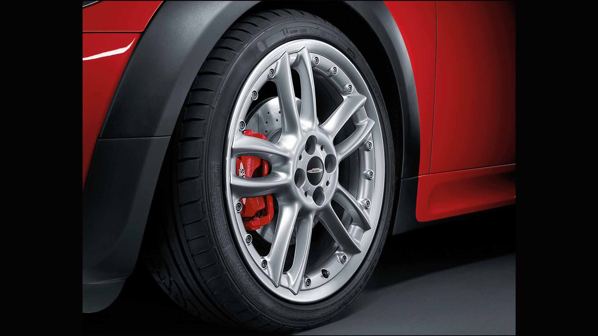 Double Spoke composite R109 light alloy wheel in Silver