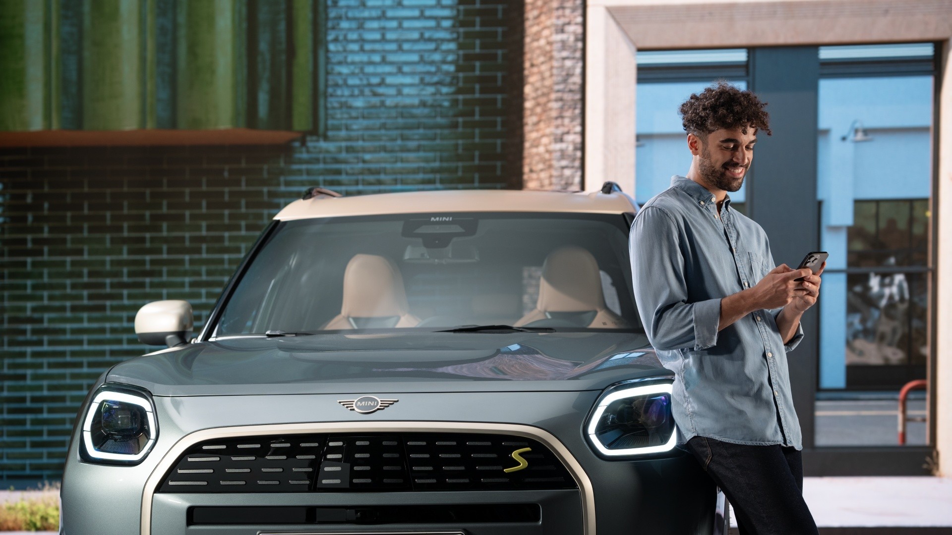 MINI Remote Software Upgrade | MINI.co.za